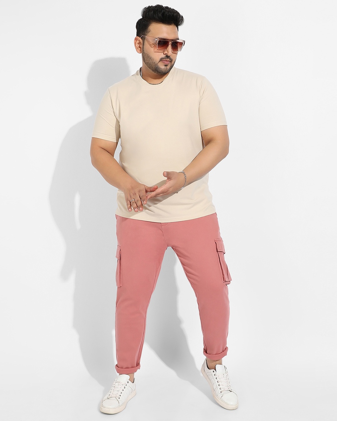 Buy Men's Pink Oversized Plus Size Cargo Trousers Online at Bewakoof