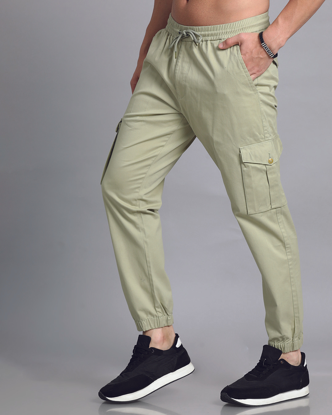 Buy Men's Sage Green Slim Fit Cargo Joggers Online at Bewakoof