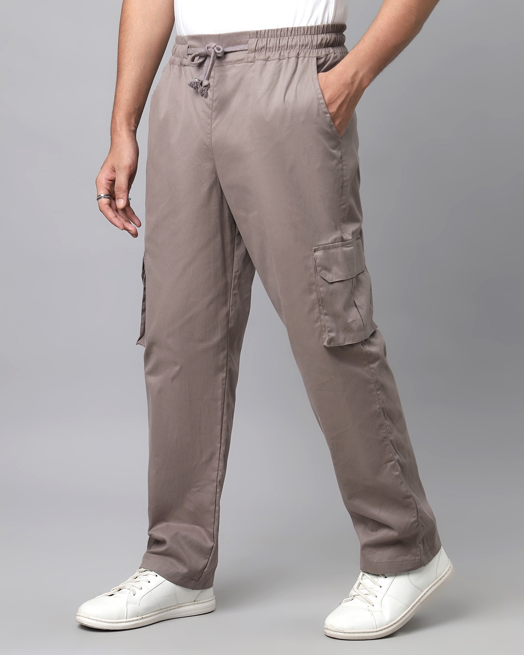 Buy Men's Wind Grey Loose Comfort Fit Cargo Pants Online at Bewakoof