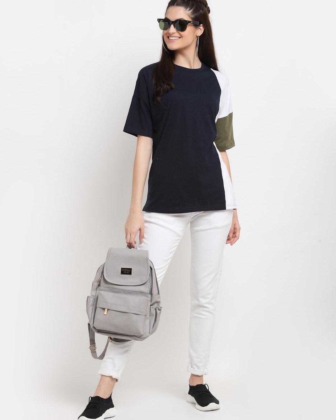Buy Women's Black Color Block Oversized T-shirt Online at Bewakoof