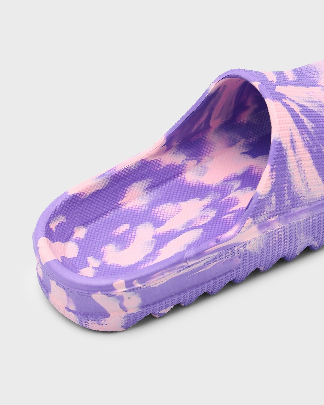 Buy Women's Purple & Pink All Over Printed Zig Zag Sliders Online in ...