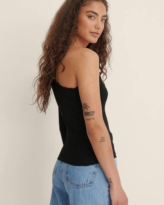 Buy Women's Black Top for Women Black Online at Bewakoof